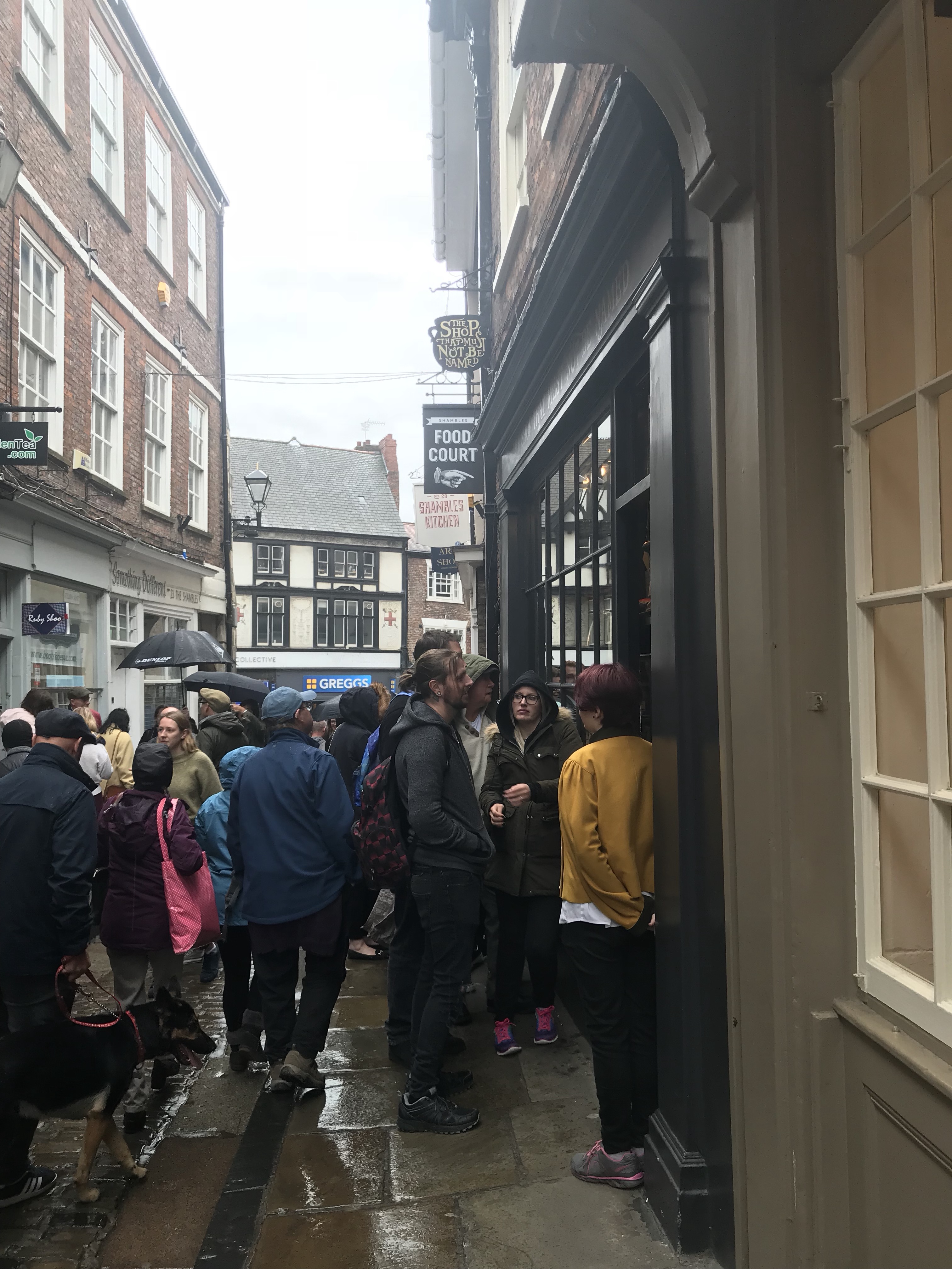 Queues and Hazards in York on a Saturday Afternoon – Julie Raby: A ...
